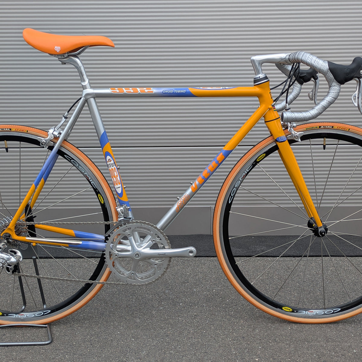 Vitus 992 Ovoid Comp Campagnolo Chorus Road Bike 1990s – Goldensteelcycles